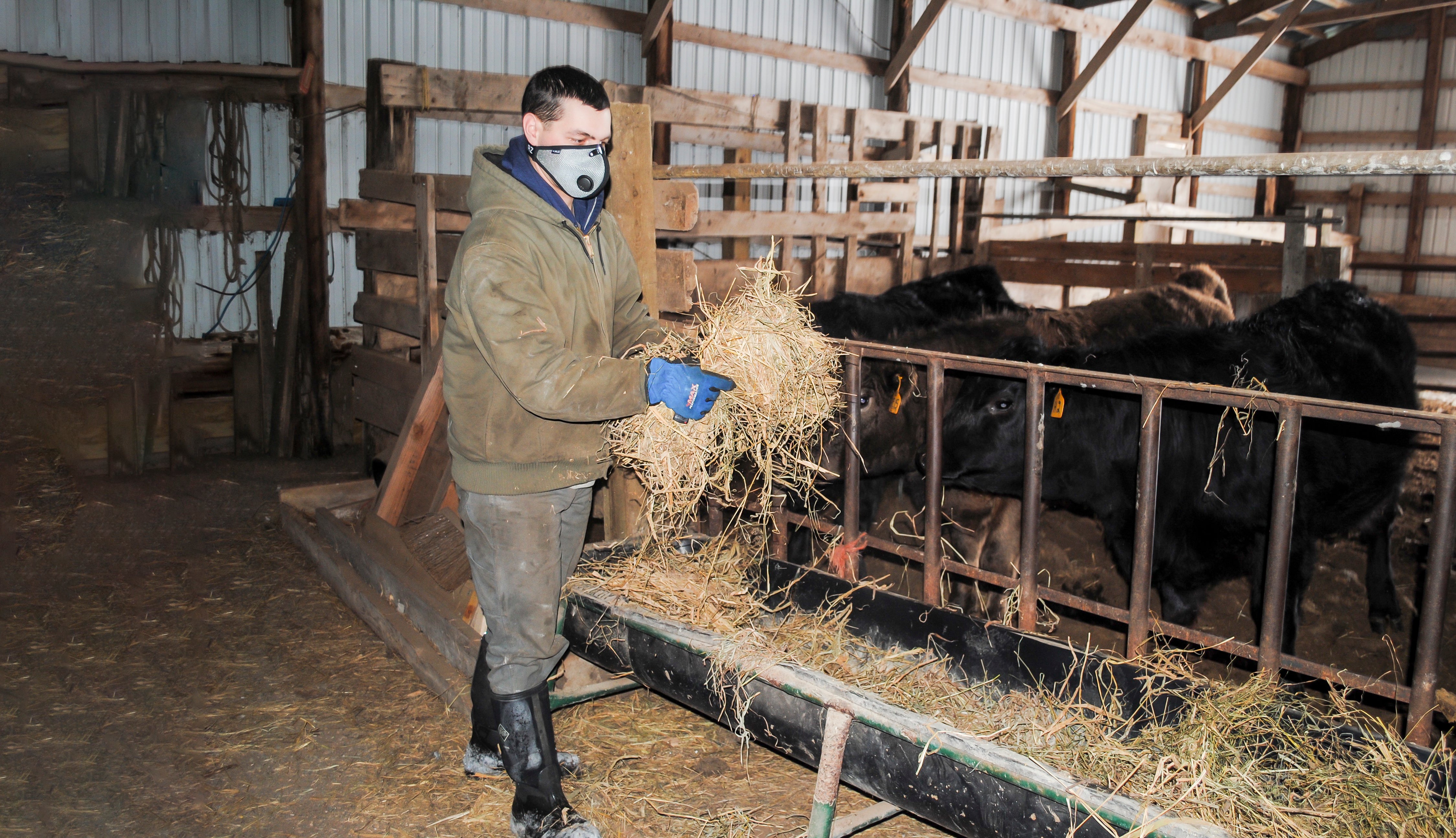 LET’S TALK ABOUT: What PPE Do Farmers Need to Wear? – RZ Industries